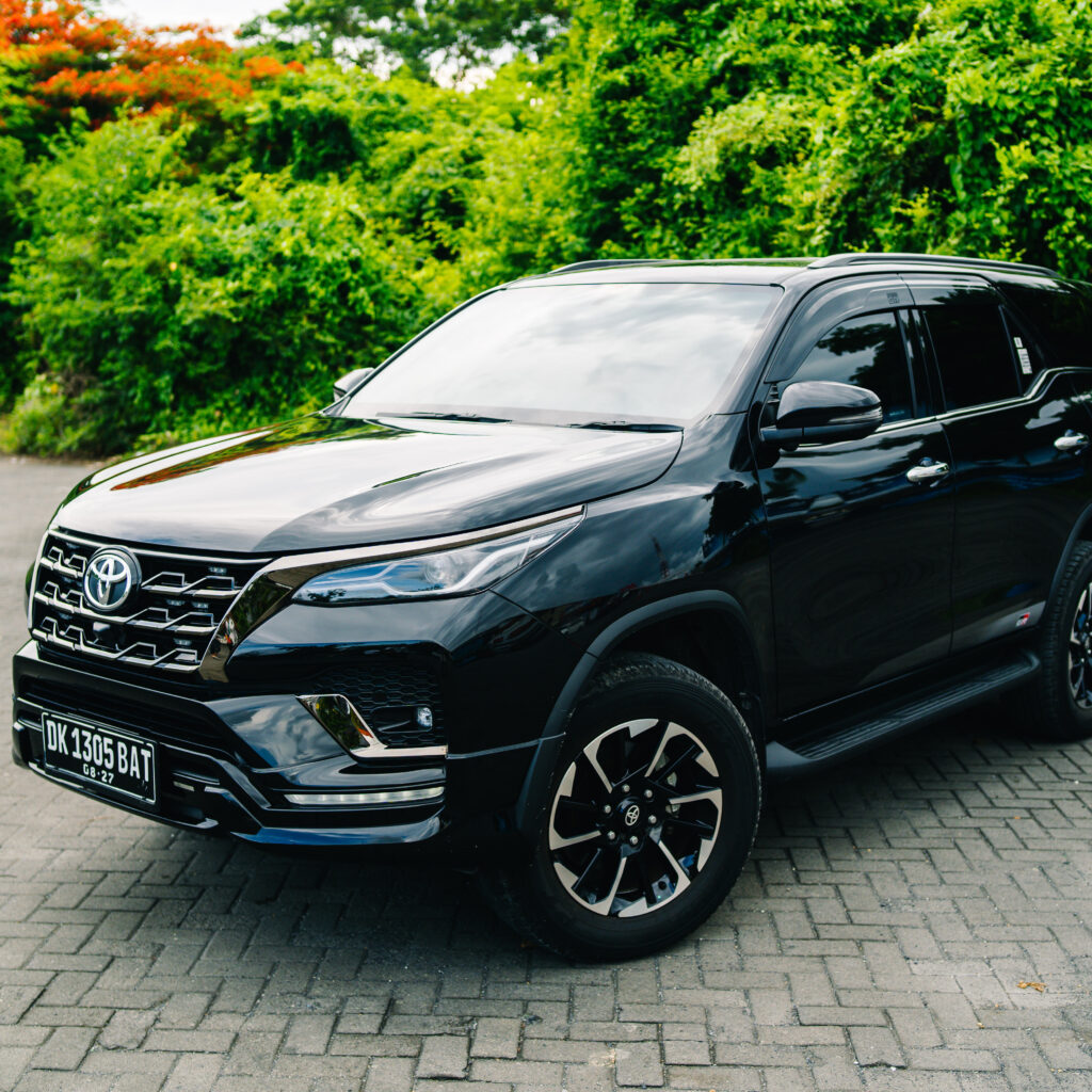 Sewa Mobil Fortuner GR di Bali Agung Trans